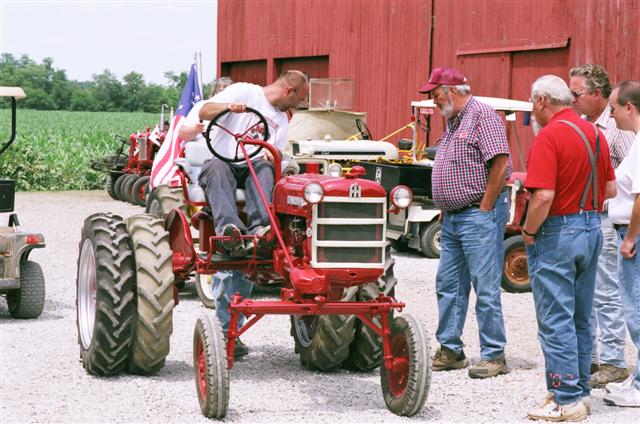 CUB WITH DUAL REARS | Farmall Cub Forum