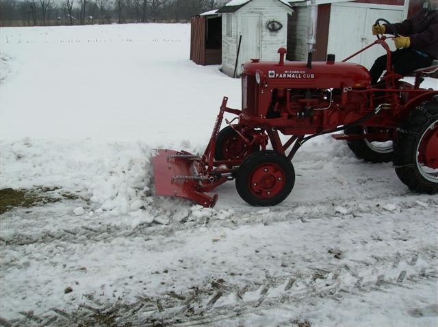 How I Changed My Leveling & Grader Blade into a Snowplow | Farmall Cub ...